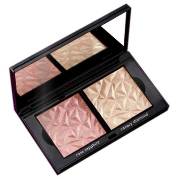 Mary Kay | Makeup | Set Of 2 Mary Kay Highlighters Magnetic W Compact ...